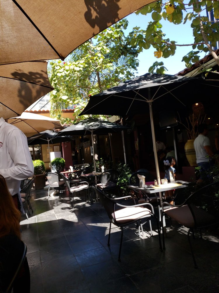 LOS OTATES - Av. Real Acueducto 405, Puerta de Hierro, Jalisco, Mexico ...