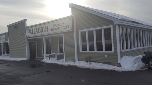 PALLADIUM FAMILY RESTAURANT - Updated January 2026 - 32 Photos & 52 ...