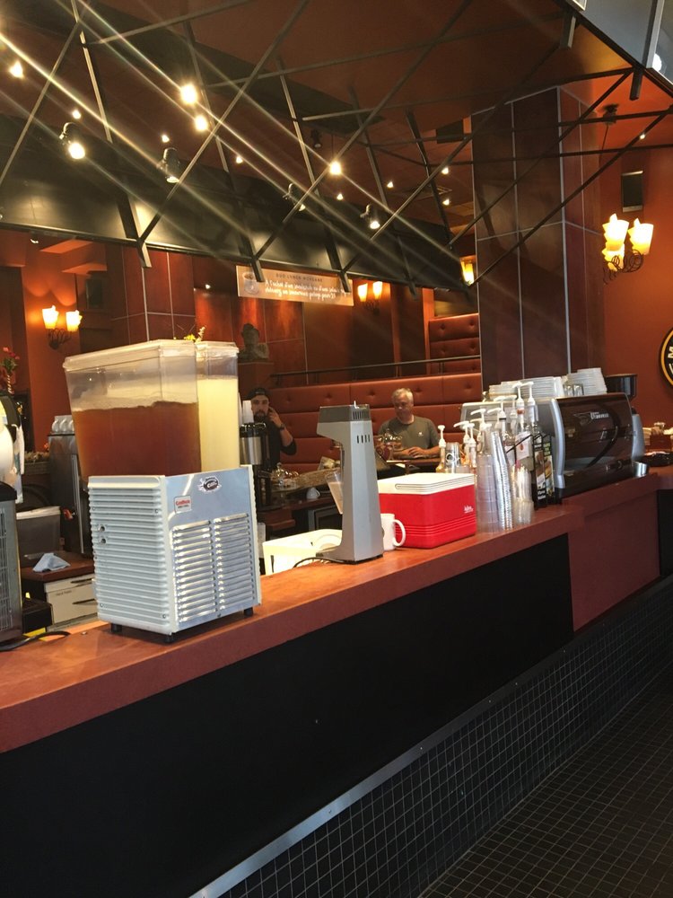 CAFE MORGANE ROYALE - Updated June 2024 - 11 Photos - 418 Rue Des ...