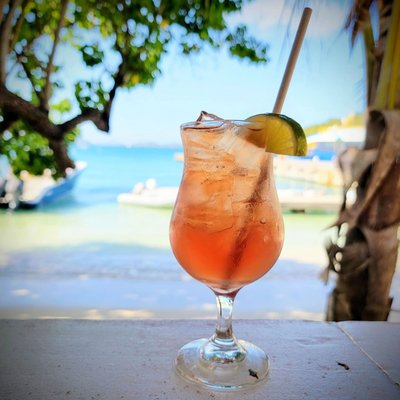 HIGH TIDE BAR & SEAFOOD GRILL - Updated December 2025 - 410 Photos ...