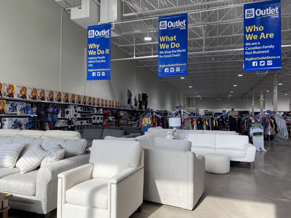 BIG BOX OUTLET STORE - Updated May 2025 - 30 Photos - 19 Bellerose Dr ...