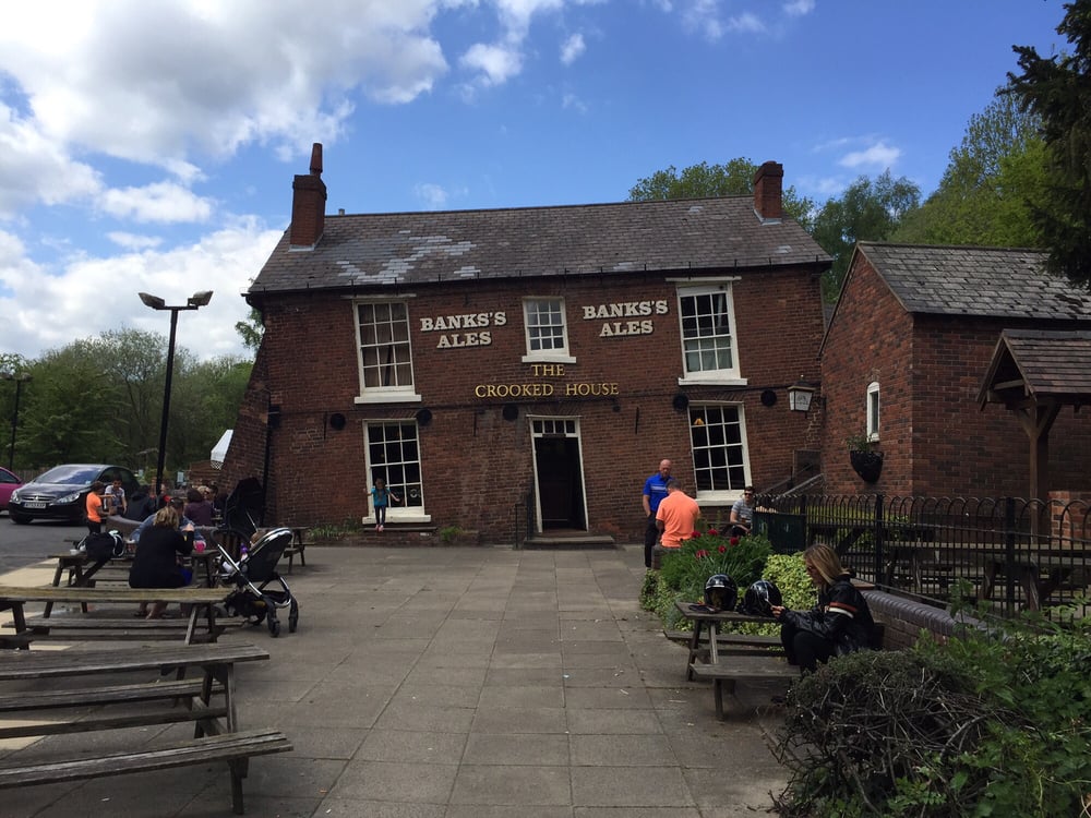 CROOKED HOUSE - Updated September 2025 - 22 Photos & 18 Reviews ...