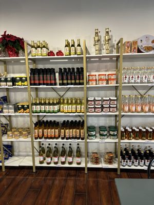 CAFE POM - Updated June 2025 - 30 Photos & 12 Reviews - 19 Paoli Plz ...