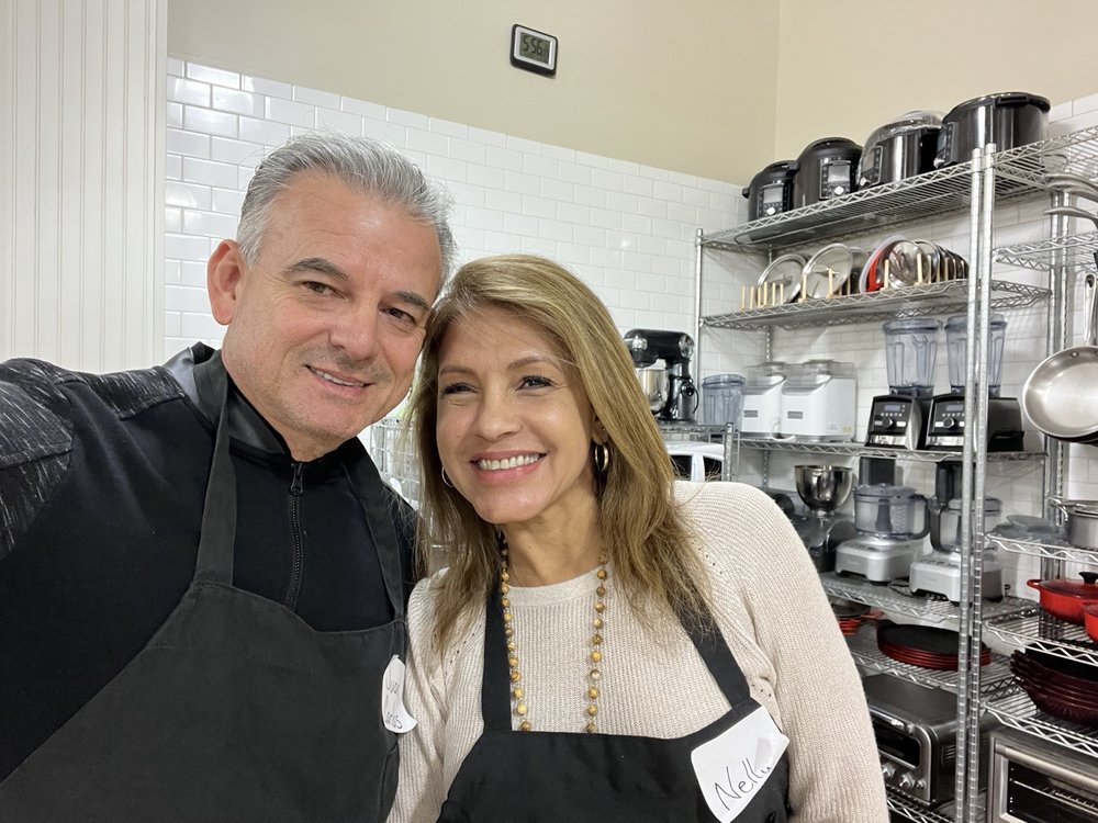 SUR LA TABLE - Updated October 2024 - 87 Photos & 78 Reviews - 1996 W ...