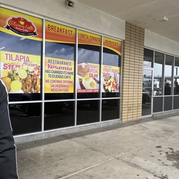 D’LICIOUS CAFFE - Updated May 2024 - 311 Photos & 310 Reviews - 581 E ...