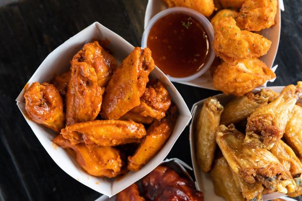 WING SNOB - 93 Photos & 118 Reviews - Chicken Wings - 28408 Five Mile ...