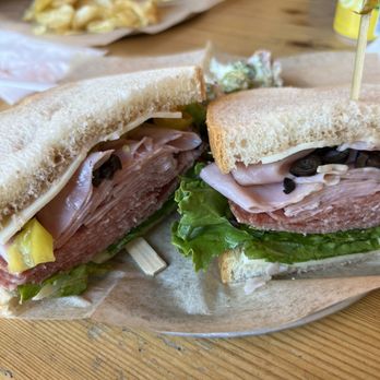 MURPHYS POURHOUSE - Updated August 2024 - 271 Photos & 290 Reviews ...