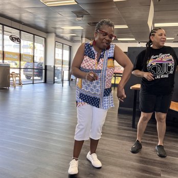 SOUTHERN EXPRESS SOUL FOOD - 93 Photos & 73 Reviews - 2810 S Maryland ...