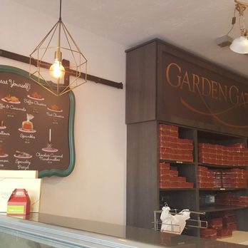 GARDEN GATE CANDY - Updated January 2026 - 32 Photos & 35 Reviews - 928 ...