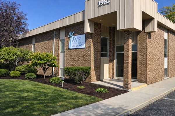 FAMILY FIRST DENTAL - Updated February 2026 - 1982 Livernois Rd, Troy ...