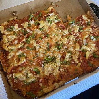 PIRRONE’S PIZZERIA - Updated December 2025 - 121 Photos & 206 Reviews ...