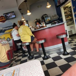 DECATUR DINER - Updated July 2025 - 199 Photos & 199 Reviews - 9609 ...