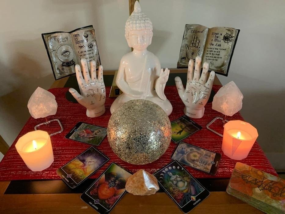 PSYCHIC GINA - Updated December 2025 - 13 Photos - 6415 Fraser Street ...