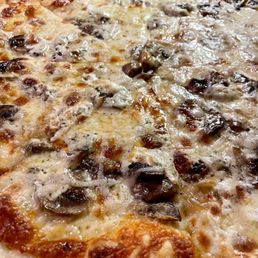 LUCATELLI’S PIZZERIA - Updated July 2025 - 92 Photos & 87 Reviews - 73 ...