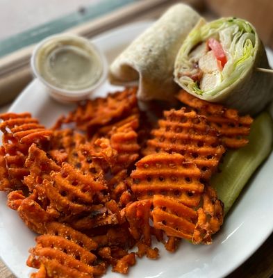 SAYNER PUB - Updated September 2025 - 86 Photos & 86 Reviews - 310 Main ...