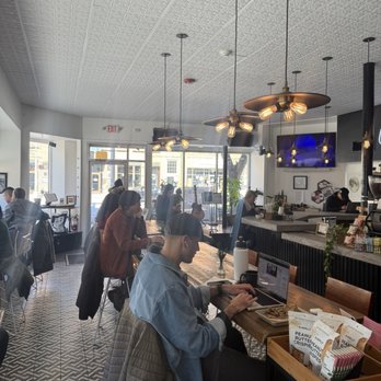 AMBEE COFFEE CO. - Updated May 2025 - 308 Photos & 174 Reviews - 37 W ...