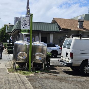 BEER LAB HI - Updated September 2025 - 120 Photos & 36 Reviews - 1318 S ...