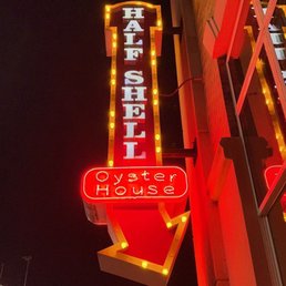 HALF SHELL OYSTER HOUSE - Updated January 2026 - 961 Photos & 1038 ...