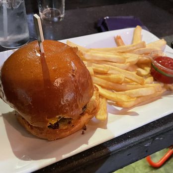 TRIPLE ROCK BREWERY & ALE HOUSE - Updated January 2025 - 771 Photos ...