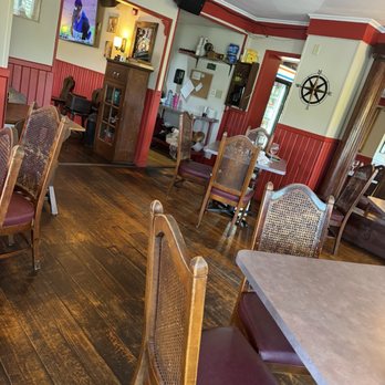 THE RED MILL INN & PIZZA - Updated January 2026 - 44 Photos & 70 ...