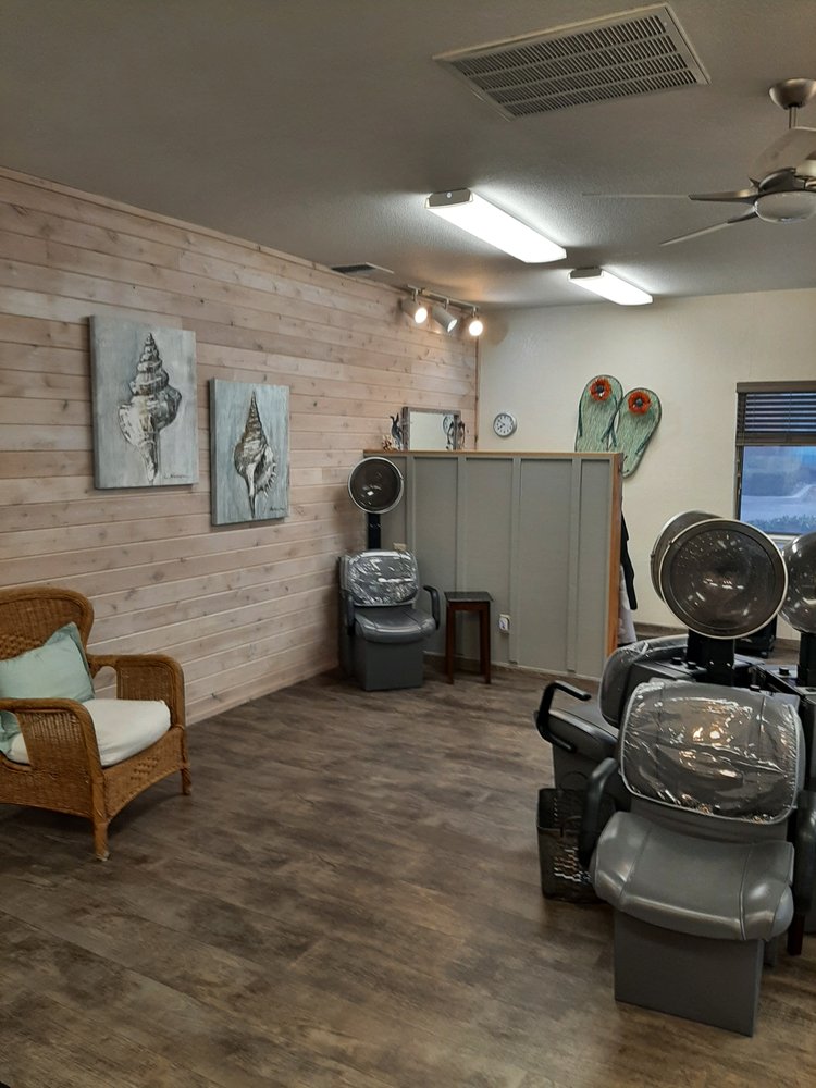 BEACHCOMBER - Updated October 2025 - 14 Photos - 1507 US Hwy 395 N ...