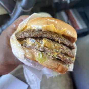 HAL’S HAMBURGERS - Updated July 2025 - 97 Photos & 197 Reviews - 2001 ...