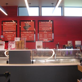 HOWLING COW DAIRY EDUCATION CENTER AND CREAMERY - Updated June 2024 ...