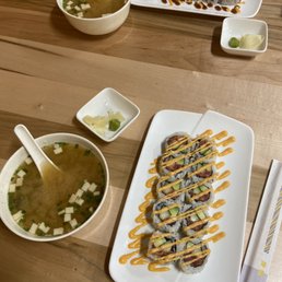 SPLENDID SUSHI - Updated August 2025 - 54 Photos & 68 Reviews - 26 ...