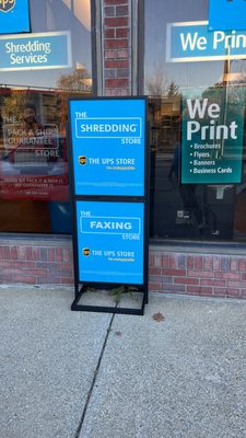 THE UPS STORE - Updated February 2025 - 40 Photos & 10 Reviews - 482 ...