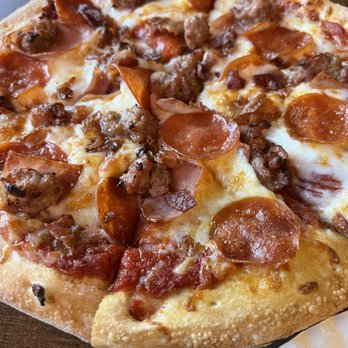 PIZZA HOSS - Updated December 2025 - 103 Photos & 82 Reviews - 7215 ...