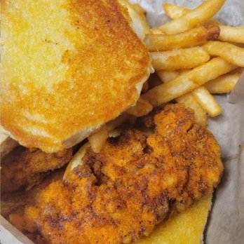 HOT CHICKEN ALLEY - Updated July 2024 - 196 Photos & 289 Reviews ...