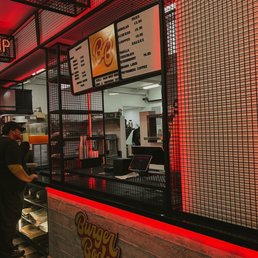 BURGER BODEGA - Updated July 2025 - 944 Photos & 515 Reviews - 4520 ...