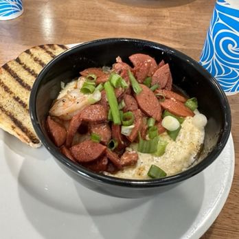 LES SISTERS’ SOUTHERN KITCHEN - Updated July 2025 - 247 Photos & 201 ...