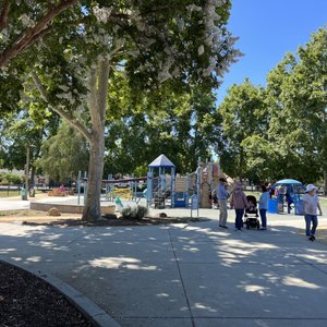 NEWHALL PARK - Updated November 2025 - 17 Reviews & 10 Photos - 972 ...