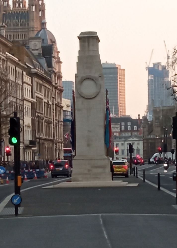 THE CENOTAPH DENKMAL - Whitehall, London, United Kingdom - Yelp