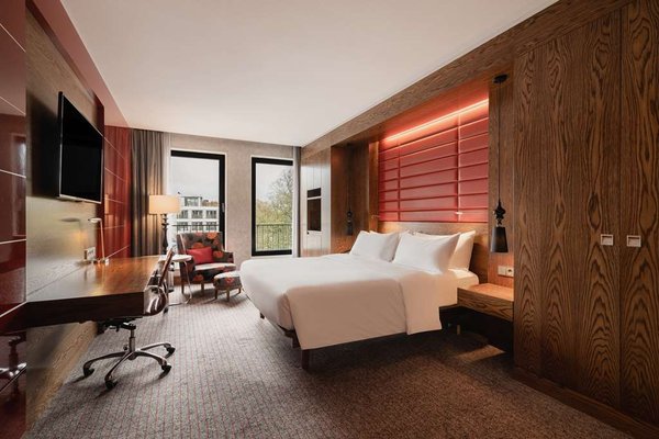 HILTON THE HAGUE - Updated December 2025 - 133 Photos & 20 Reviews ...