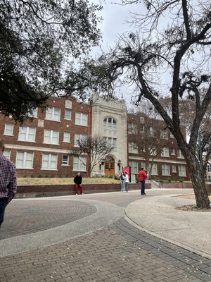 UNIVERSITY OF THE INCARNATE WORD - Updated February 2026 - 225 Photos ...