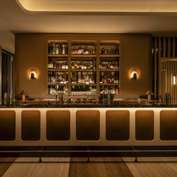 SEIA - Updated April 2026 - 57 Photos - 830 Brickell Plz, Miami ...