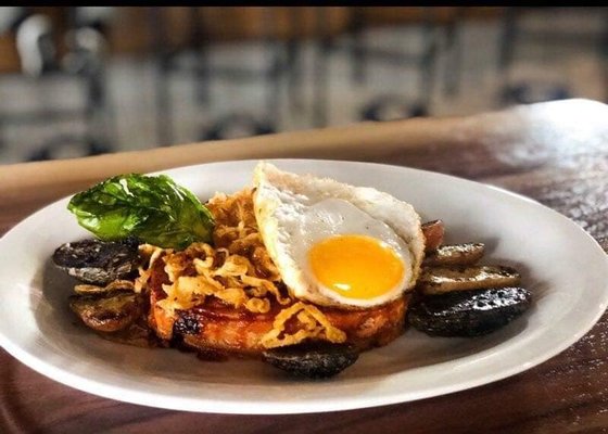 DELLA ROSE’S PERRY HALL PUB - Updated December 2025 - 16 Photos & 19 ...