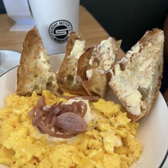 SUNDAY MOTOR CO CAFE - Updated September 2024 - 413 Photos & 177 ...