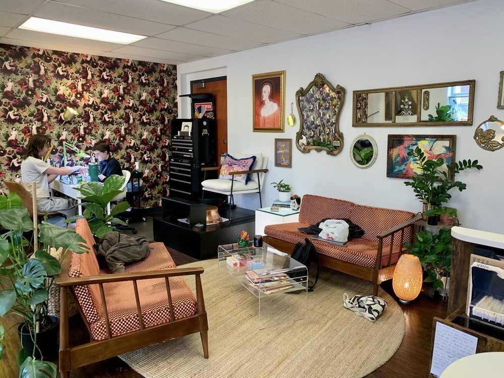 MICHELLE MICHELLE SALON - Updated August 2025 - 13 Photos - 700 Bryden ...