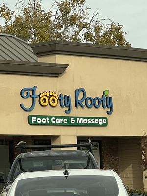 FOOTY ROOTY - CITRUS HEIGHTS - Updated December 2025 - 56 Photos & 77 ...