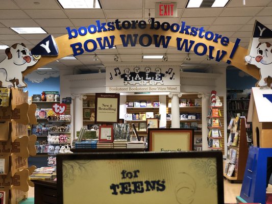 THE YALE BOOKSTORE - 29 Photos & 39 Reviews - 77 Broadway, New Haven ...