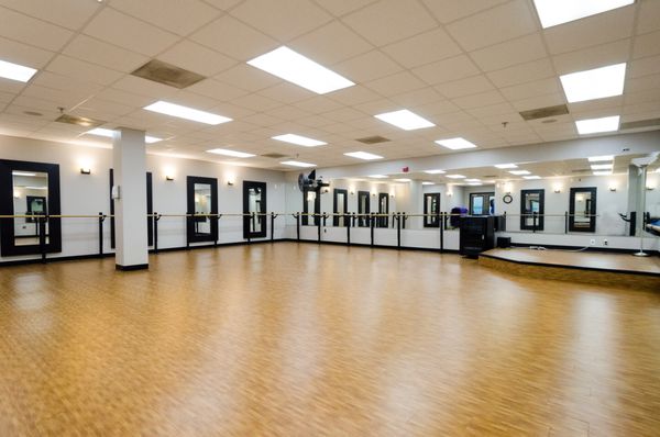 ONELIFE FITNESS - GREENBRIER - Updated December 2025 - 125 Photos & 173 ...