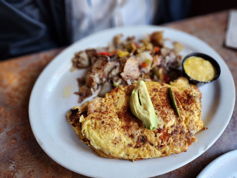 HUCKLEBERRY’S - Updated September 2024 - 1087 Photos & 991 Reviews ...