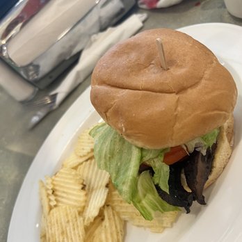 CURLY’S FAMILY RESTAURANT - Updated May 2024 - 77 Photos & 84 Reviews ...