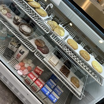 NOX COOKIE BAR - Updated July 2025 - 132 Photos & 116 Reviews - 422 E ...