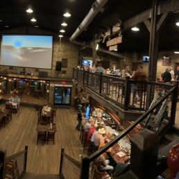 HOCHATOWN SALOON - Updated June 2025 - 145 Photos & 334 Reviews - 28 ...