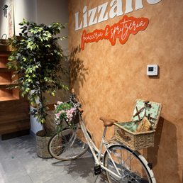 LIZZANO - Updated January 2026 - 96 Photos & 42 Reviews - 636 N Wells ...