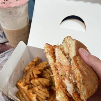 KOKEE KITCHEN BUBBLE TEA & CHICKEN - Updated August 2024 - 71 Photos ...